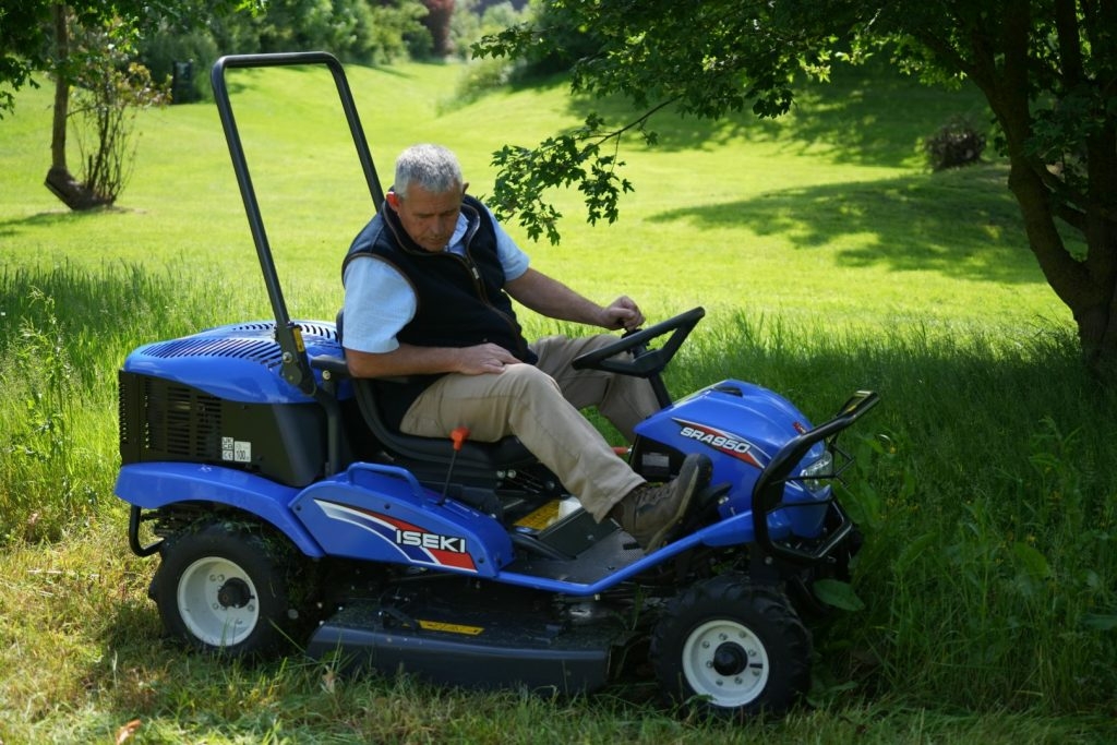 Iseki SRA950FA 4wd Ride-on Brushcutter - Steam & Moorland Garden Centre